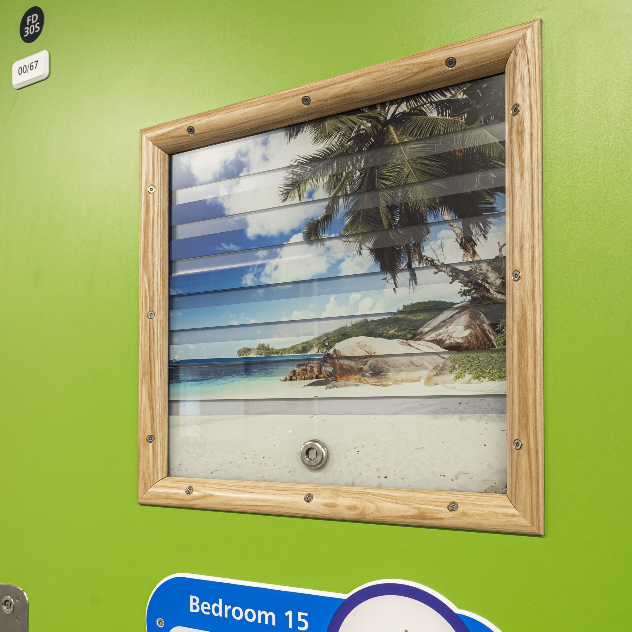 Visilux Privacy Vision Panel | Kingsway Group Australia